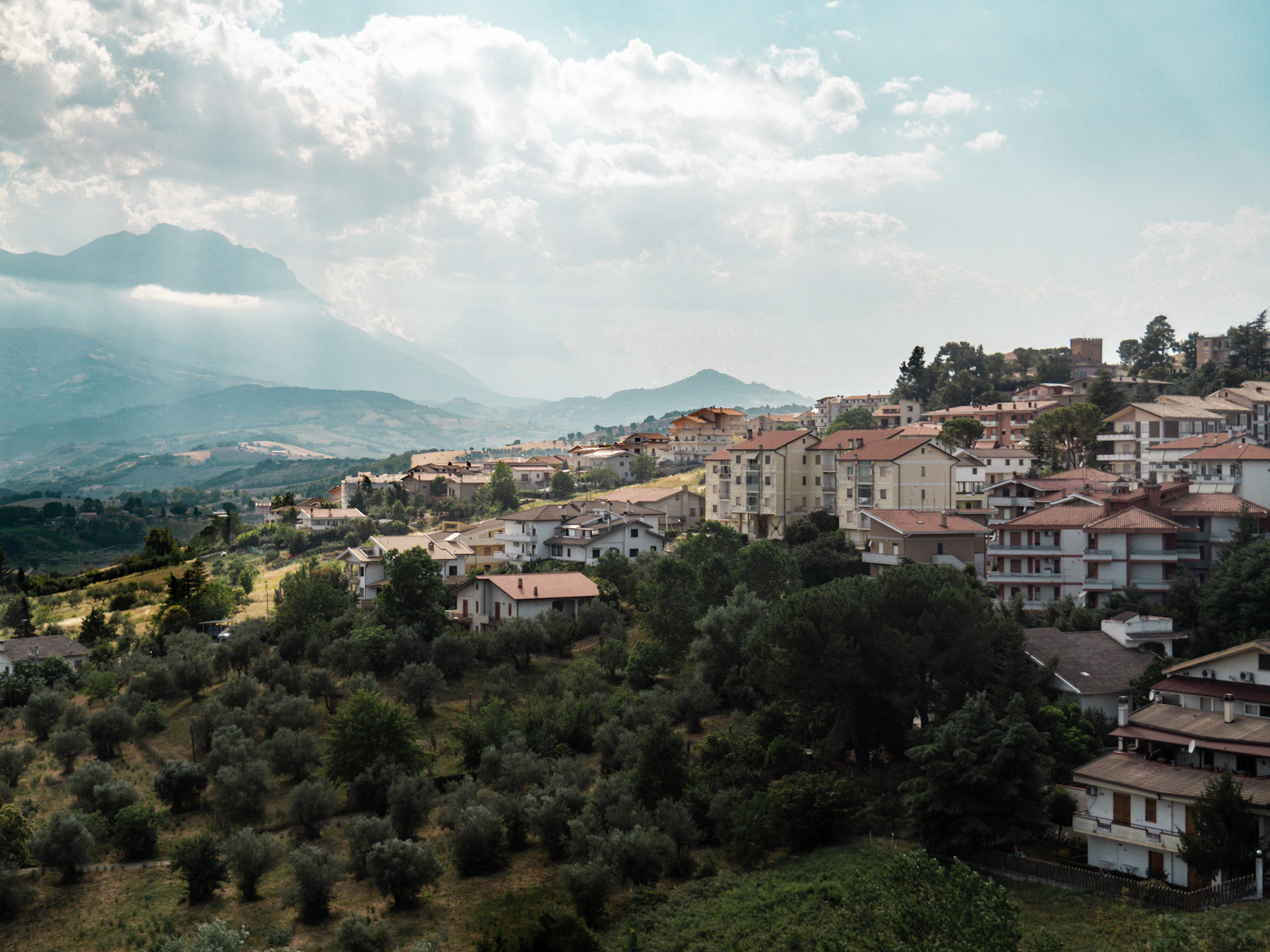 5 Best Mountain Towns to Visit in Abruzzo, Italy